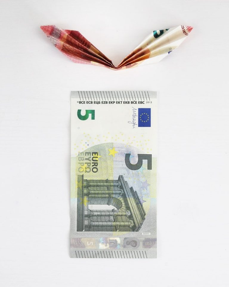 Geldgeschenke - Geldscheine falten: 6 einfache Anleitungen