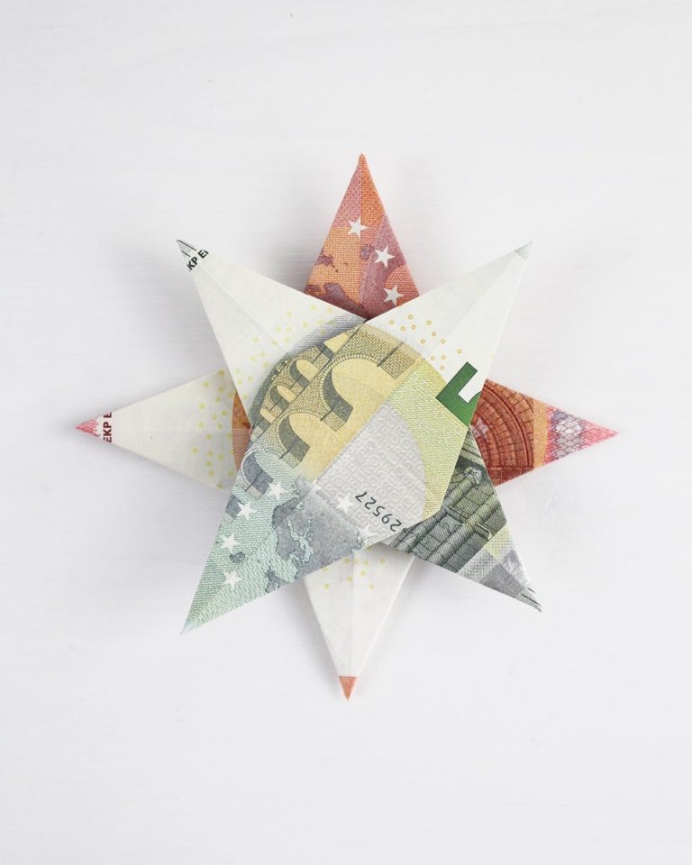 Geldgeschenke zu Weihnachten - 4 originelle Faltideen