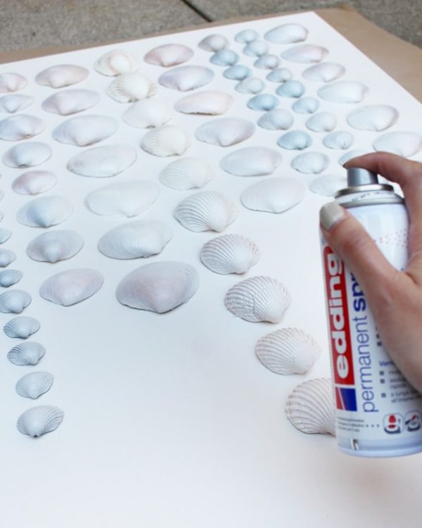 Maritime Sommerdeko: DIY Bild mit Muscheln basteln - 2 Ideen